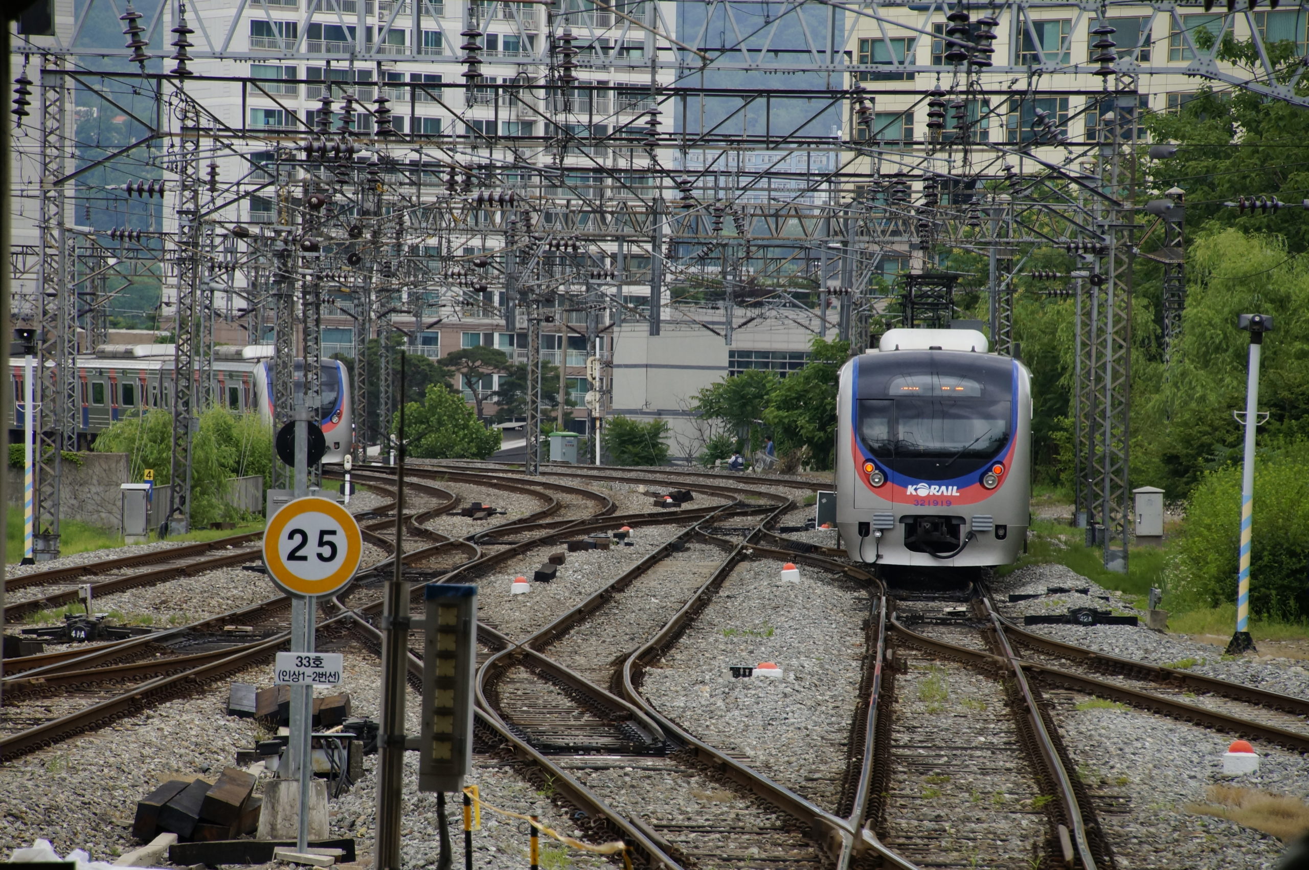 Building the Seoul Metro System, Part 1: Steel - Korea Economic ...